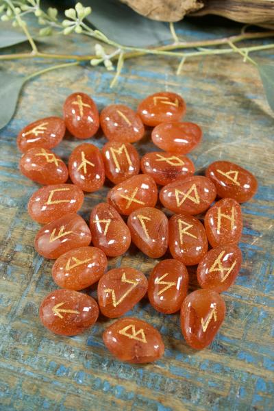 Runes - Stone Runes, Gemstone Runes, Rune Stones Set – RockMama.com