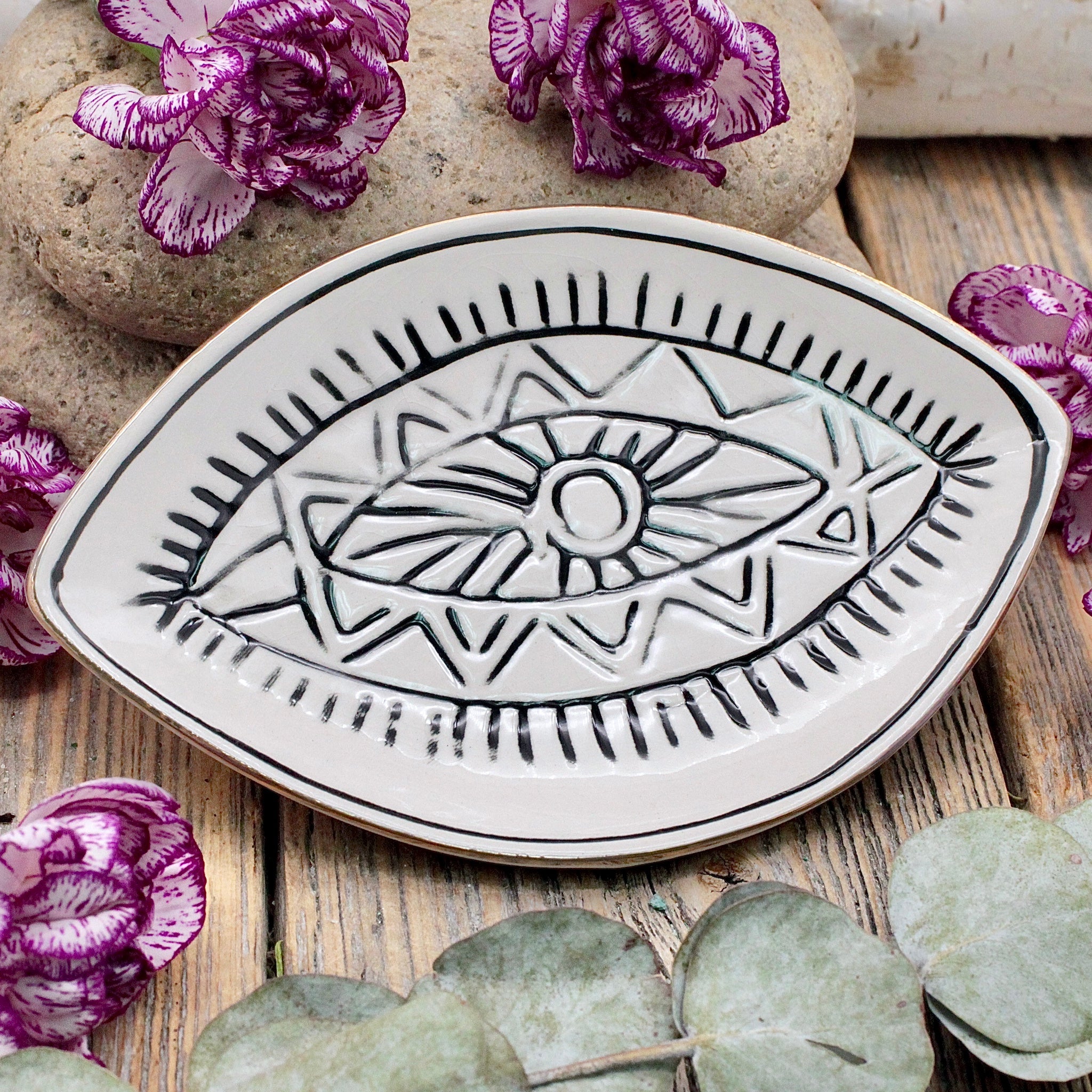 Ceramic Evil Eye Dish – RockMama.com