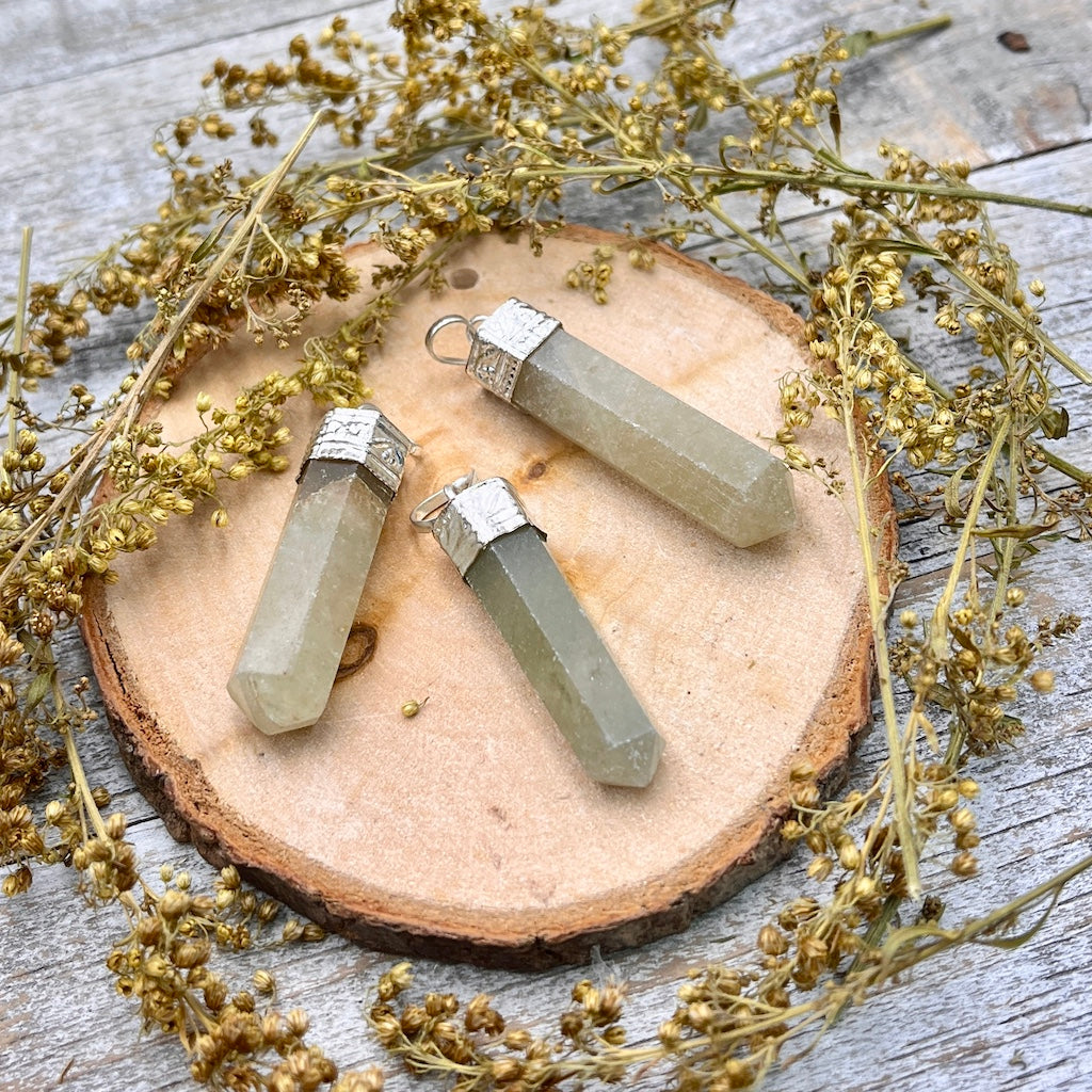 Jade Point Pendant – RockMama.com