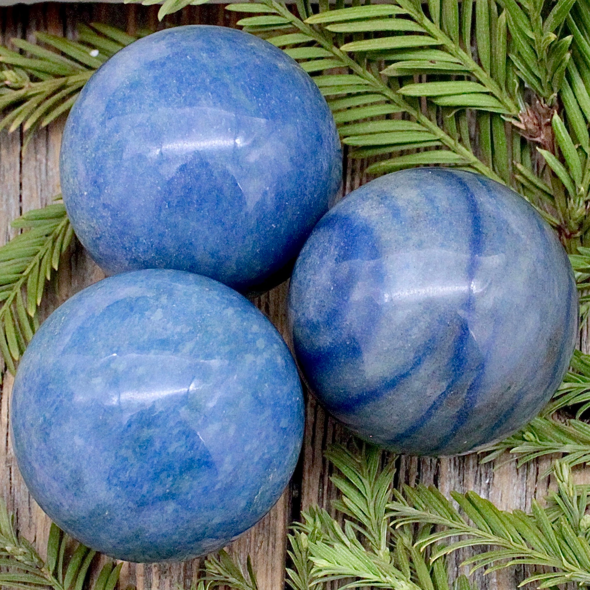 Blue Quartz Sphere – RockMama.com