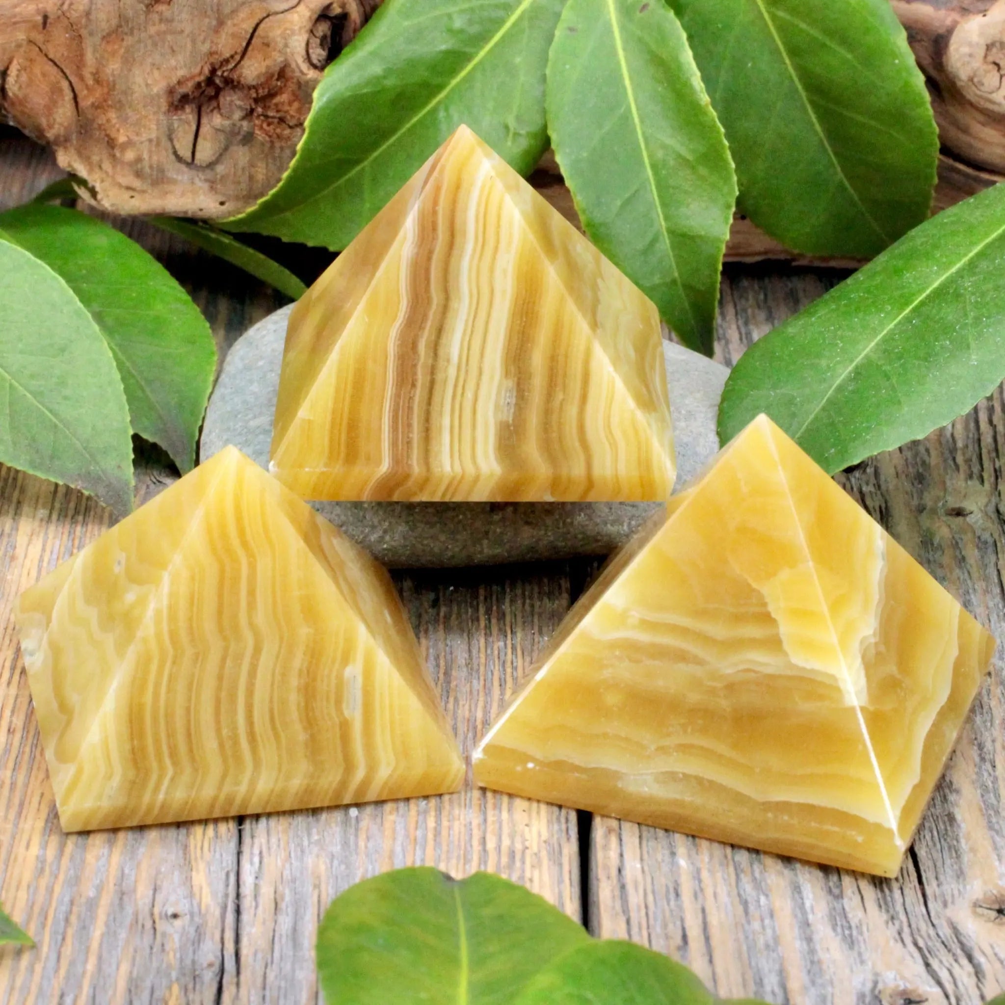Butterscotch Calcite Pyramid – RockMama.com
